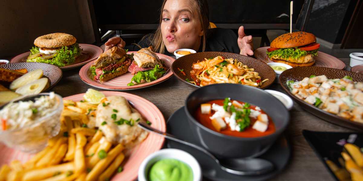 Mukbang: A Global Phenomenon from South Korea :: Fitie :: Articles